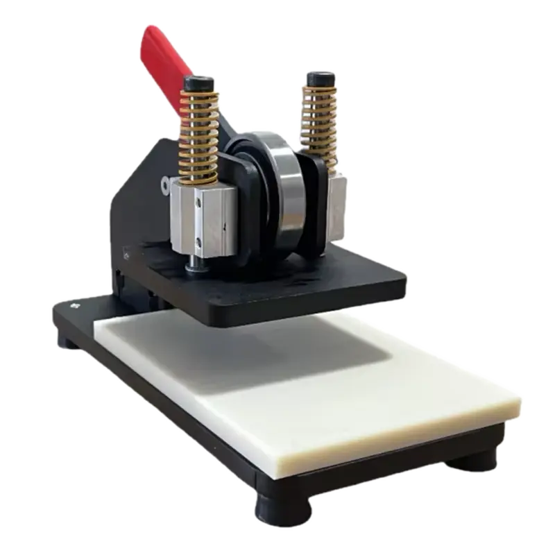 Outils de Marquage et de Coupe pour le Cuir